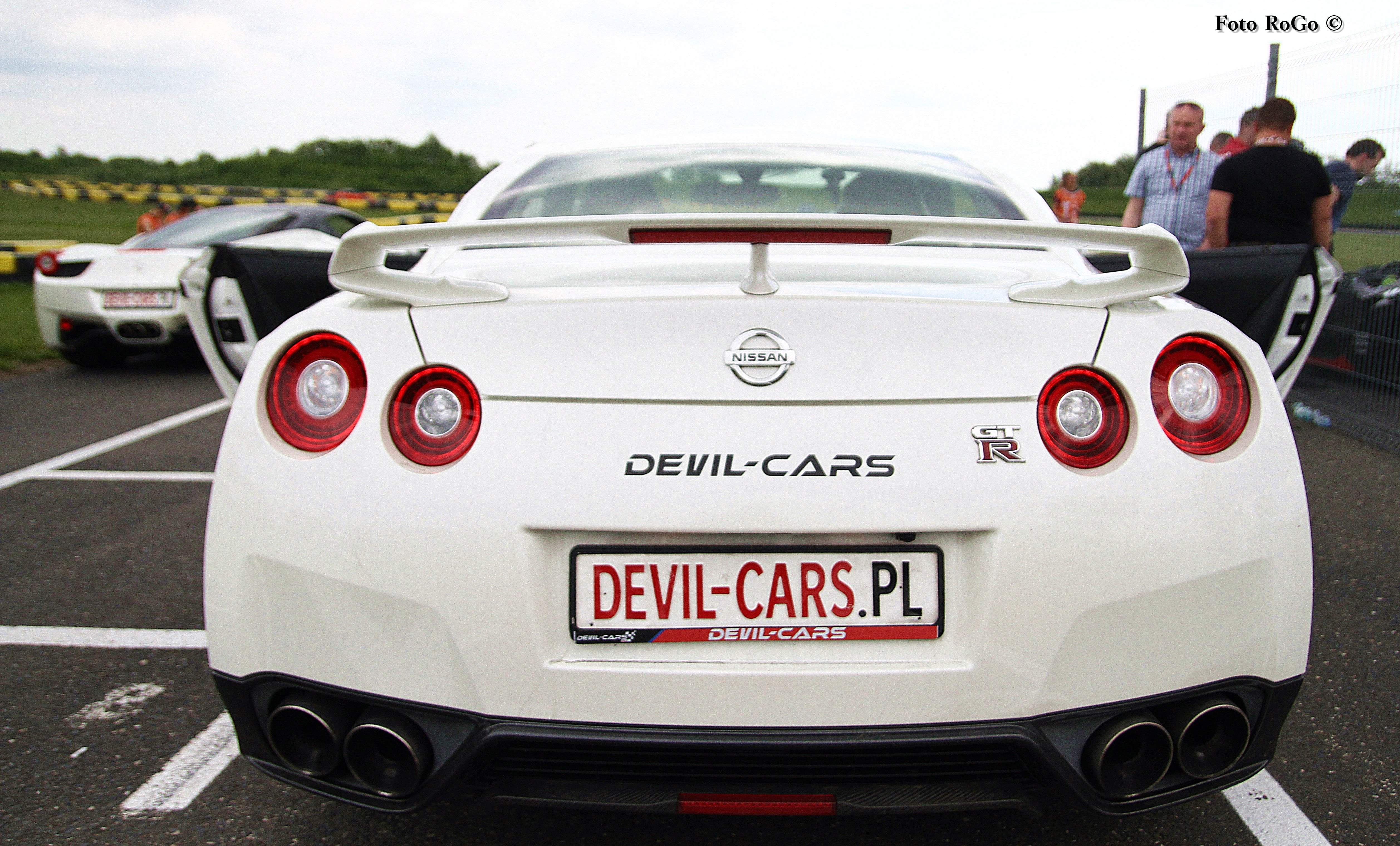 Złota Godzilla - odkryj 50 lat historii Nissana GT-R! - Blog Devil-Cars